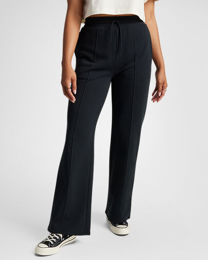 Converse Clothing: Streetwear & Lifestyle. Converse.com