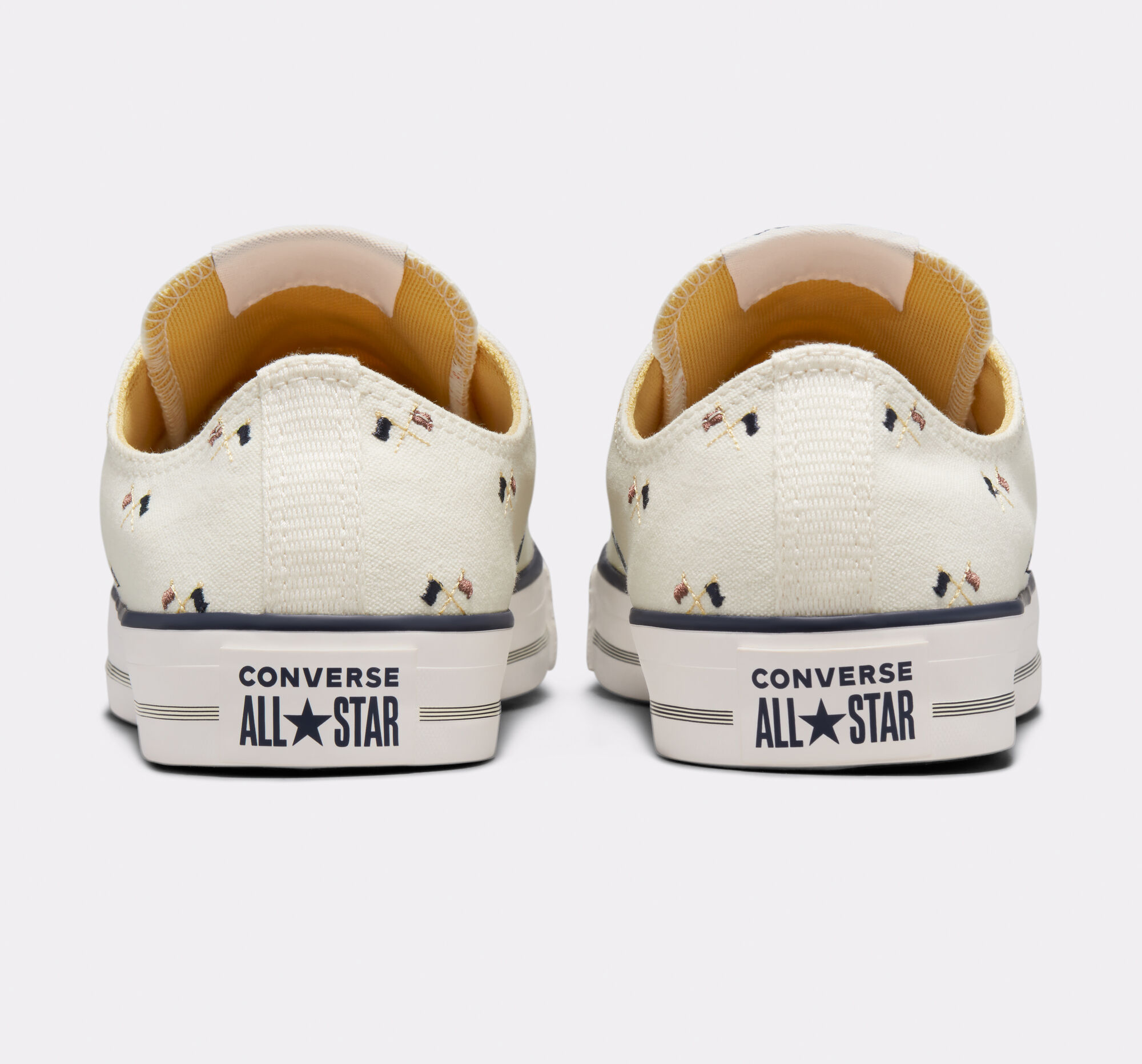 Chuck Taylor All Star Clubhouse Unisex Low Top Shoe. Converse.com