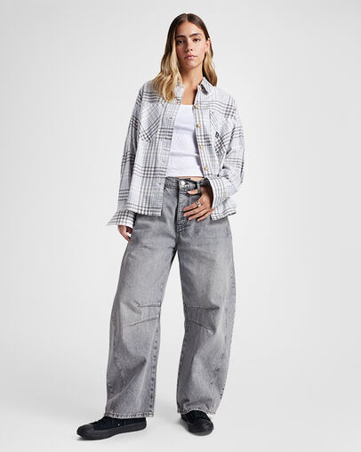 Converse Clothing: Streetwear & Lifestyle. Converse.com