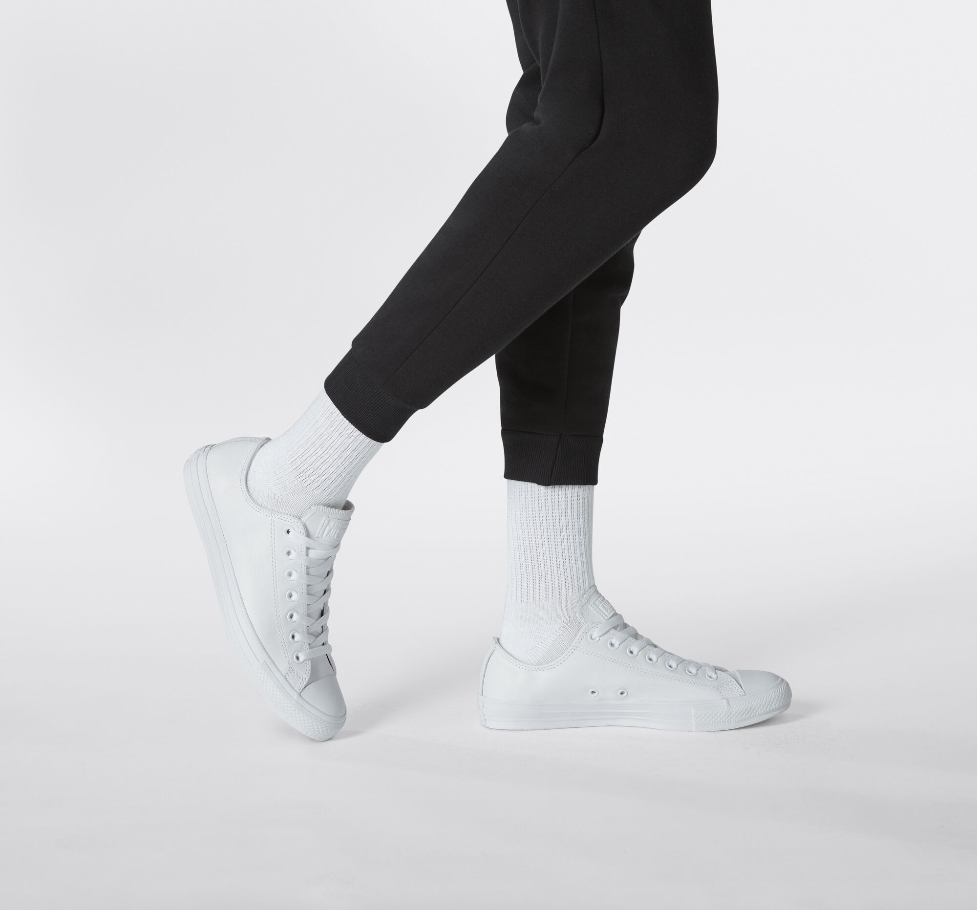 Chuck Taylor All Star Leather All White High Top Shoe