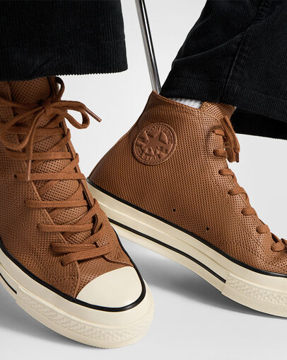 Chuck 70 Leather Unisex High Top Shoe. Converse.com
