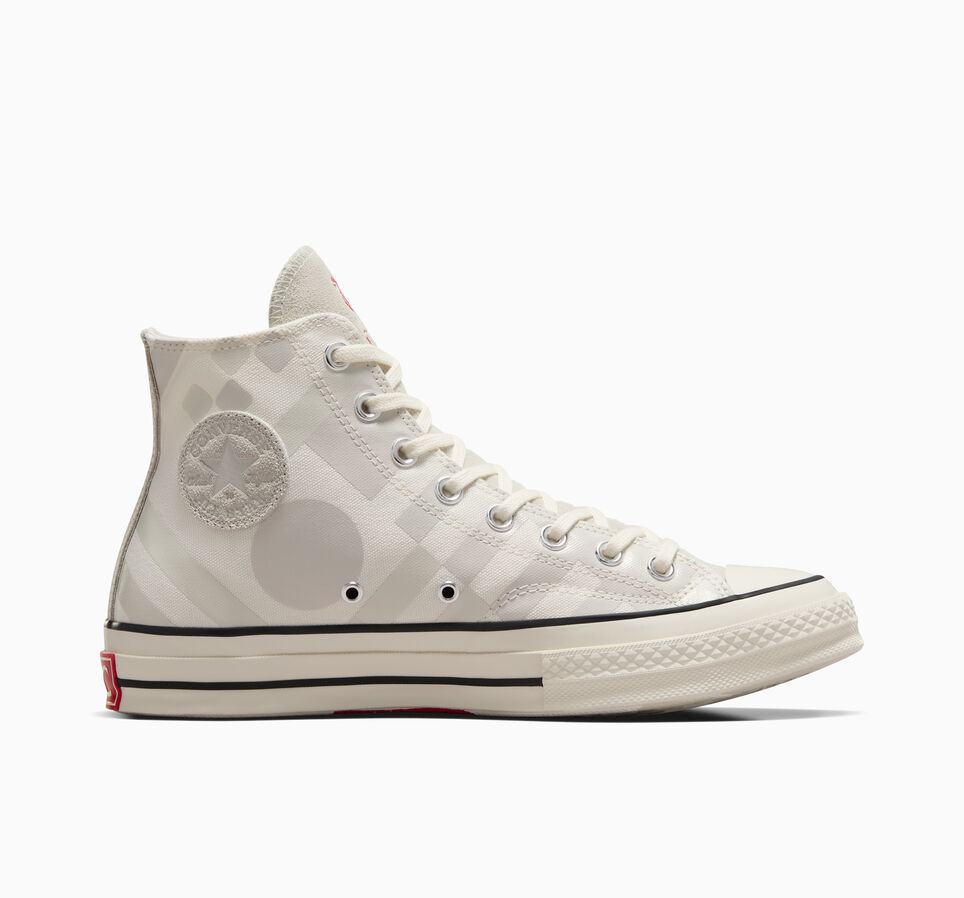 Converse x Liverpool FC Chuck 70