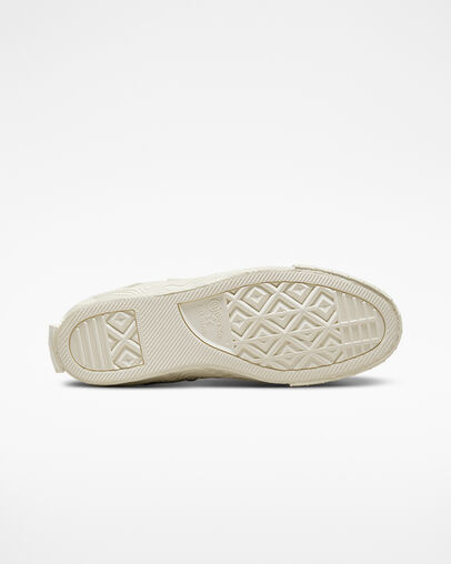 Chuck Taylor Alt Star Wavy Unisex High Top Shoe. Converse.com