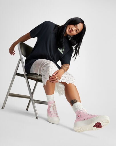 Pink Shoes for Men, Women, & Kids - Pink Sneakers. Converse.com