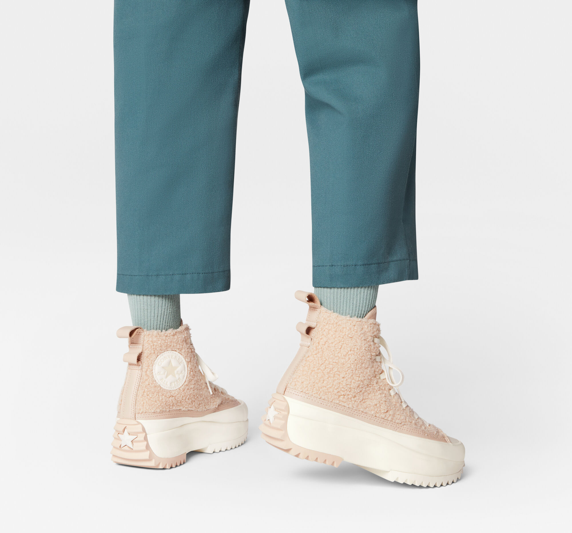 Run Star Hike Platform Sherpa Unisex High Top Shoe. Converse.com