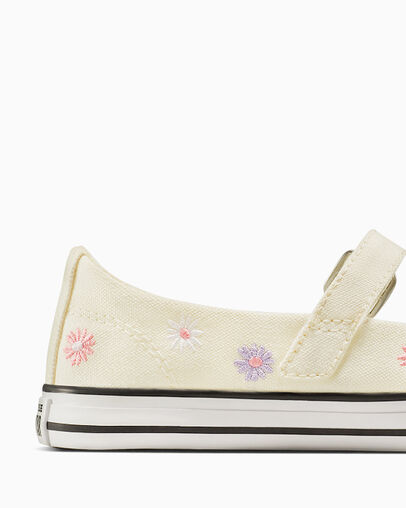 Girls Converse: Shoes, Clothing & Accessories. Converse.com
