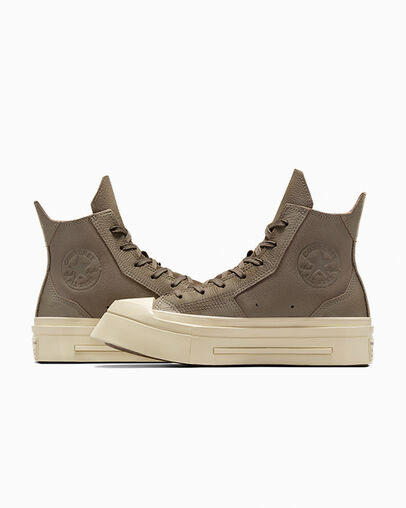 Chuck 70 De Luxe Squared Toe Shoes. Converse.com