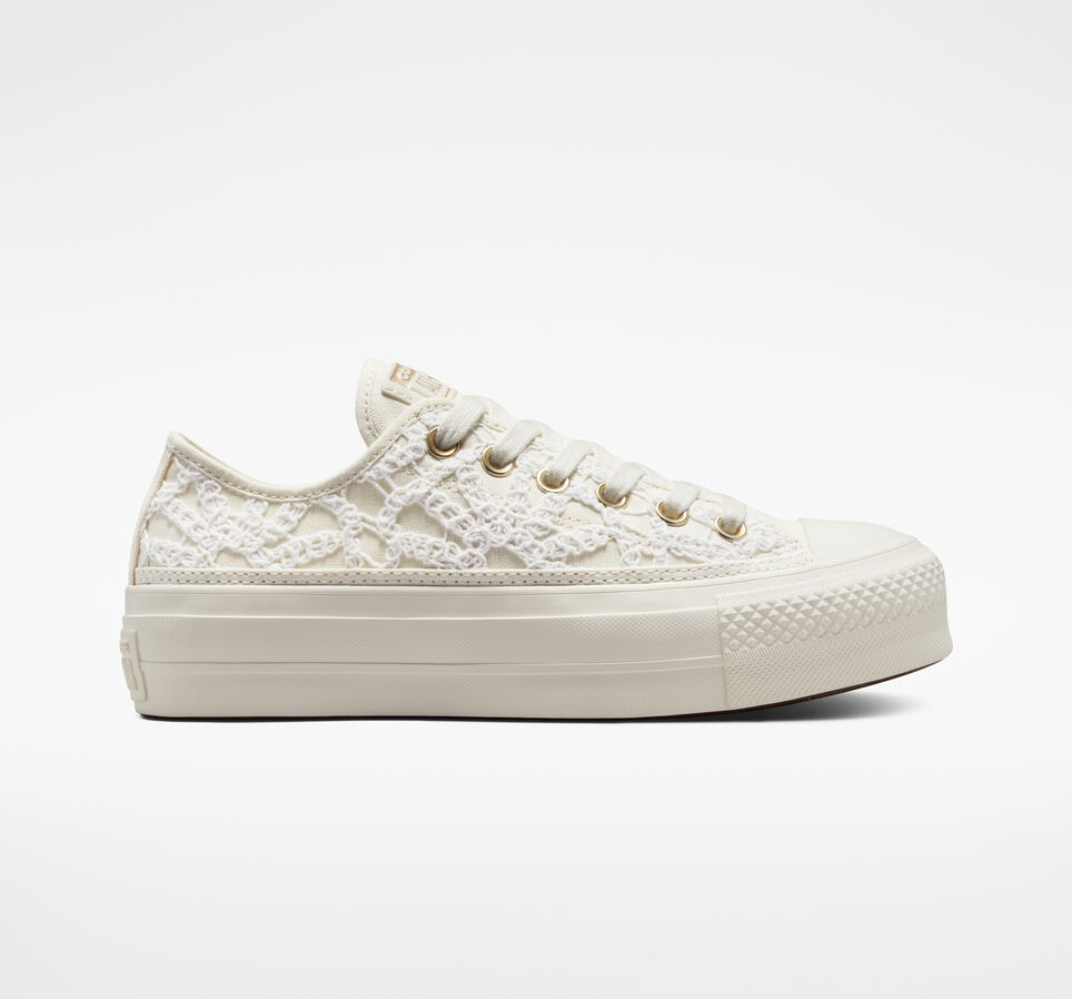 Chuck Taylor All Star Lift Platform Daisy Cord