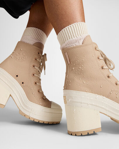 Chuck 70 De Luxe Heel Platform Weatherized Leather Women's High Top ...