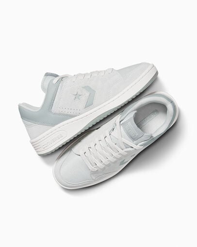 Weapon Basketball Shoes - Icons Collection. Converse.com. Converse.com