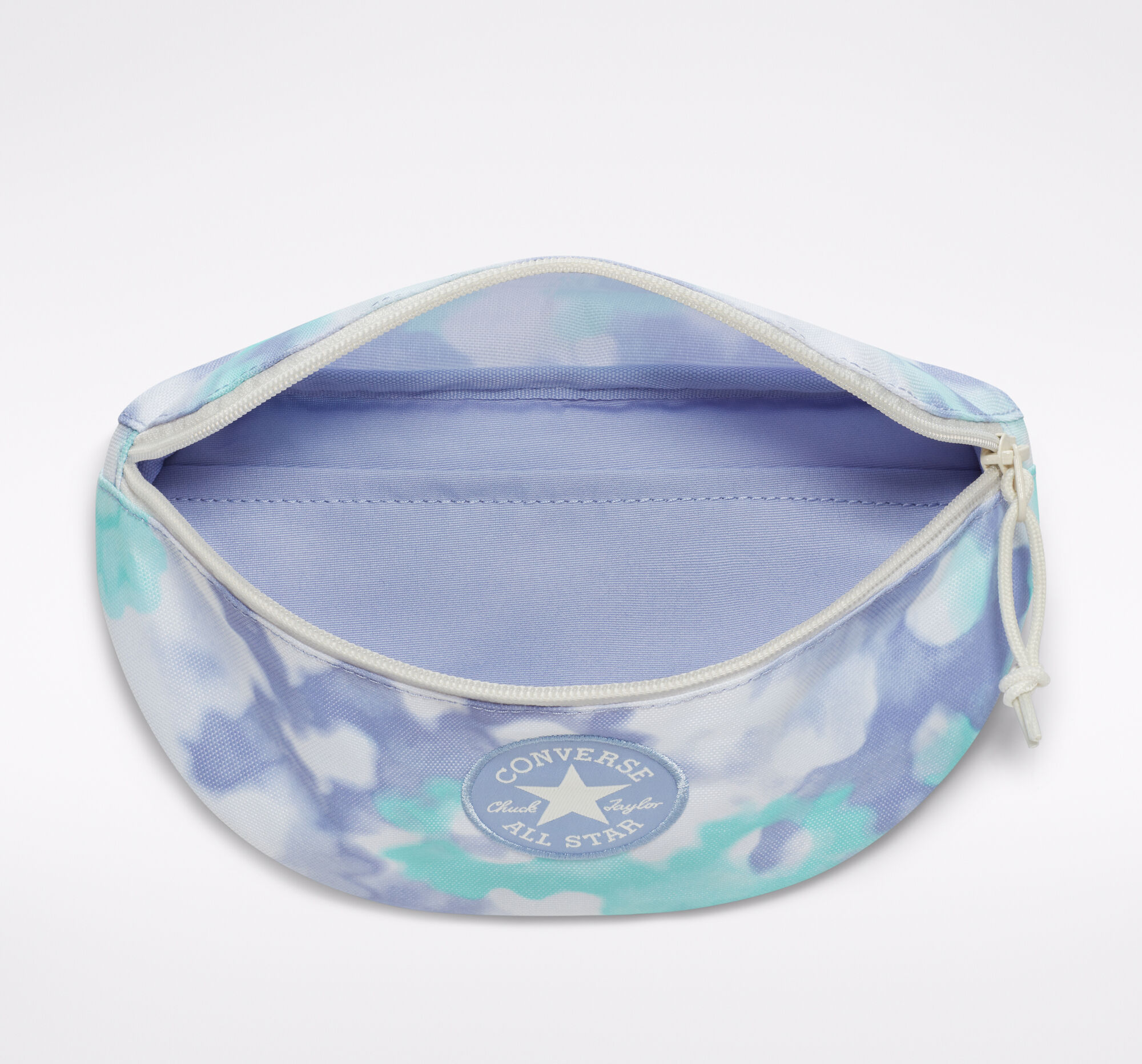 Lightweight Hands-Free Sling Pack Unisex Bag. Converse.com