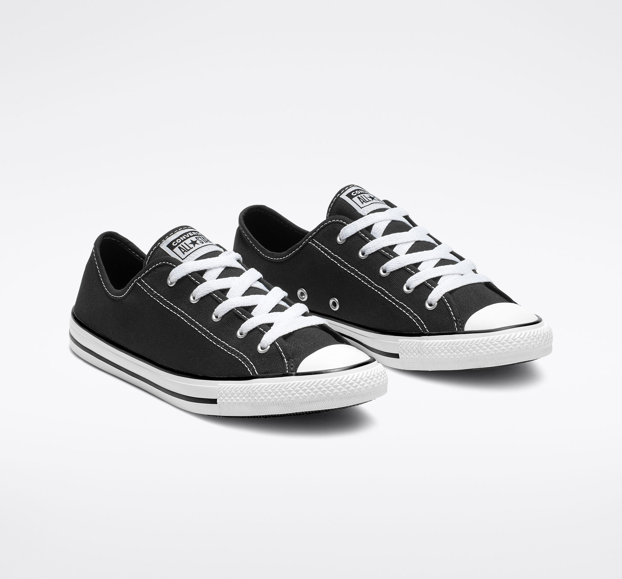 Chuck Taylor All Star Dainty Women's Low-Top Shoe. Converse.com