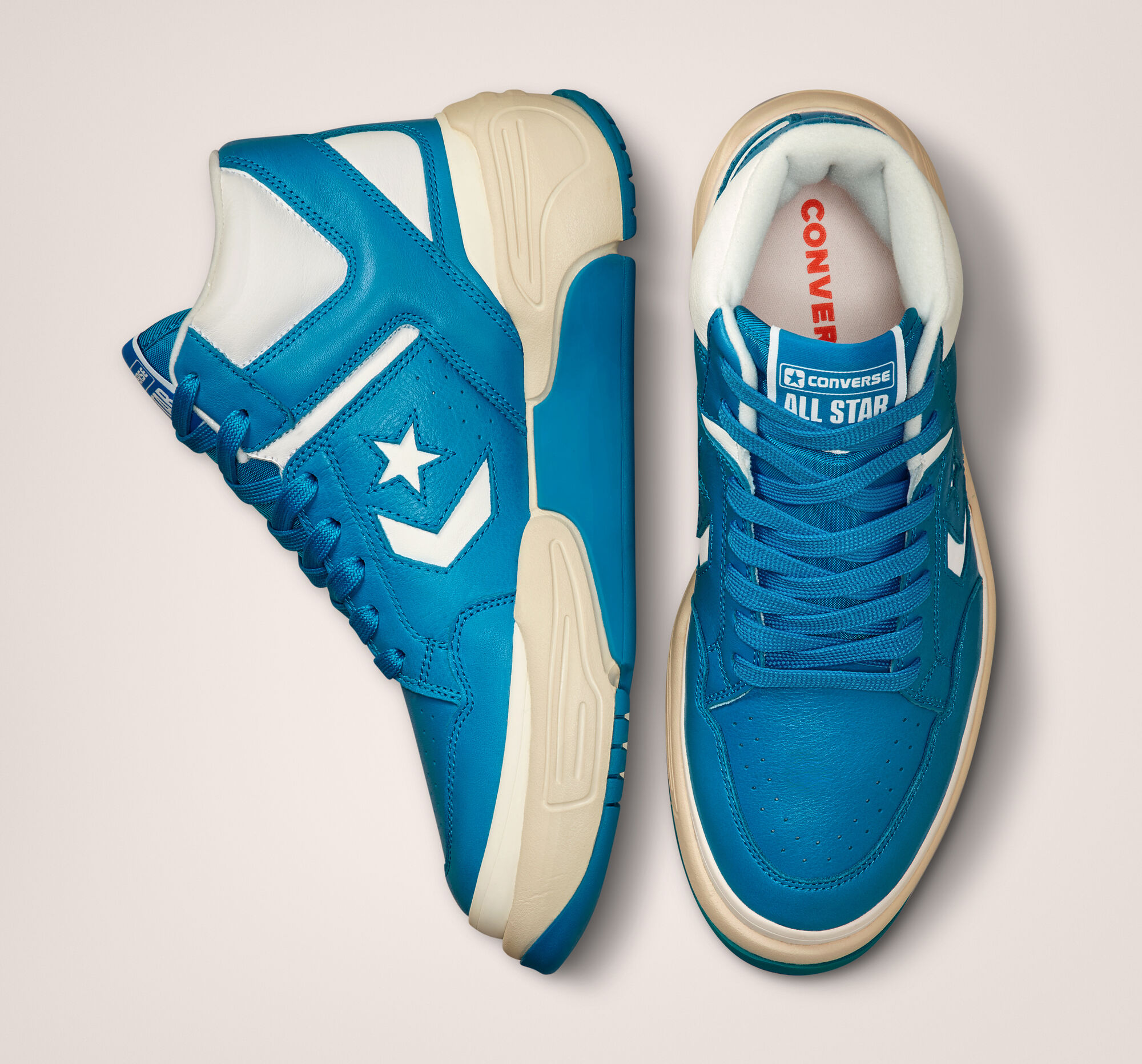 Weapon CX Varsity Color Unisex Mid Shoe. Converse.com