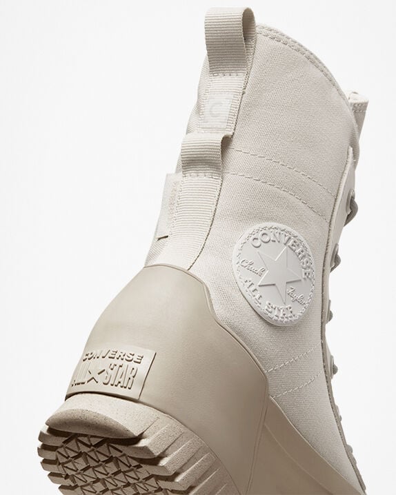 Toutes les sneakers imperméables. Converse.com