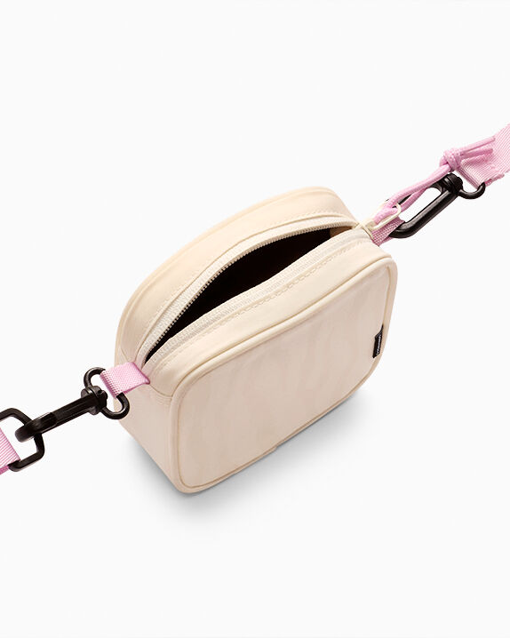 Women's Bags & Accessories