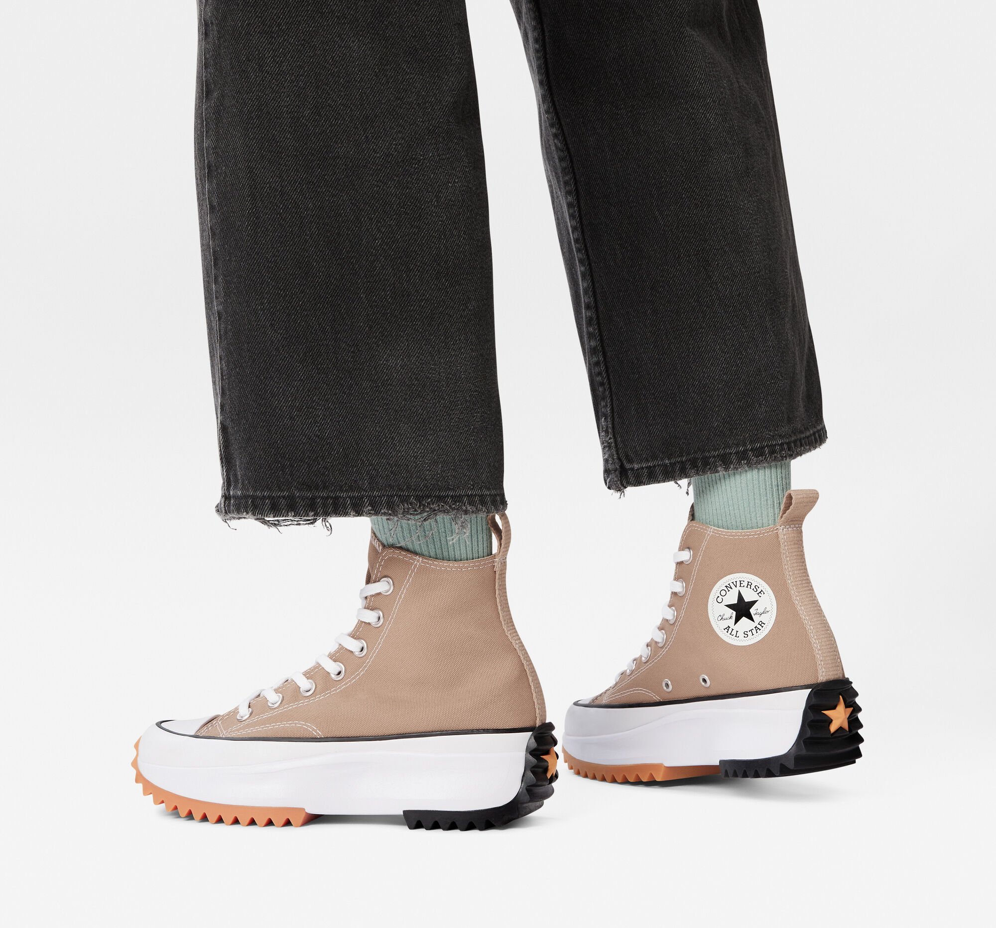 Run Star Hike Platform Seasonal Color Unisex . Converse.com