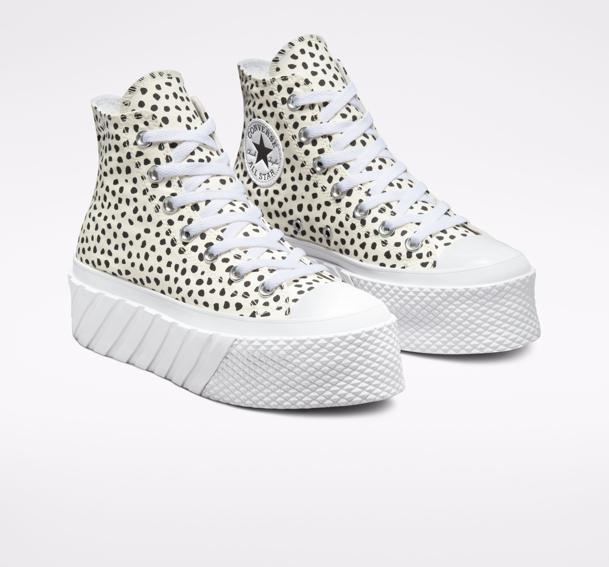 Chuck Taylor All Star Lift 2X Platform Welcome to the Wild Women's High ...