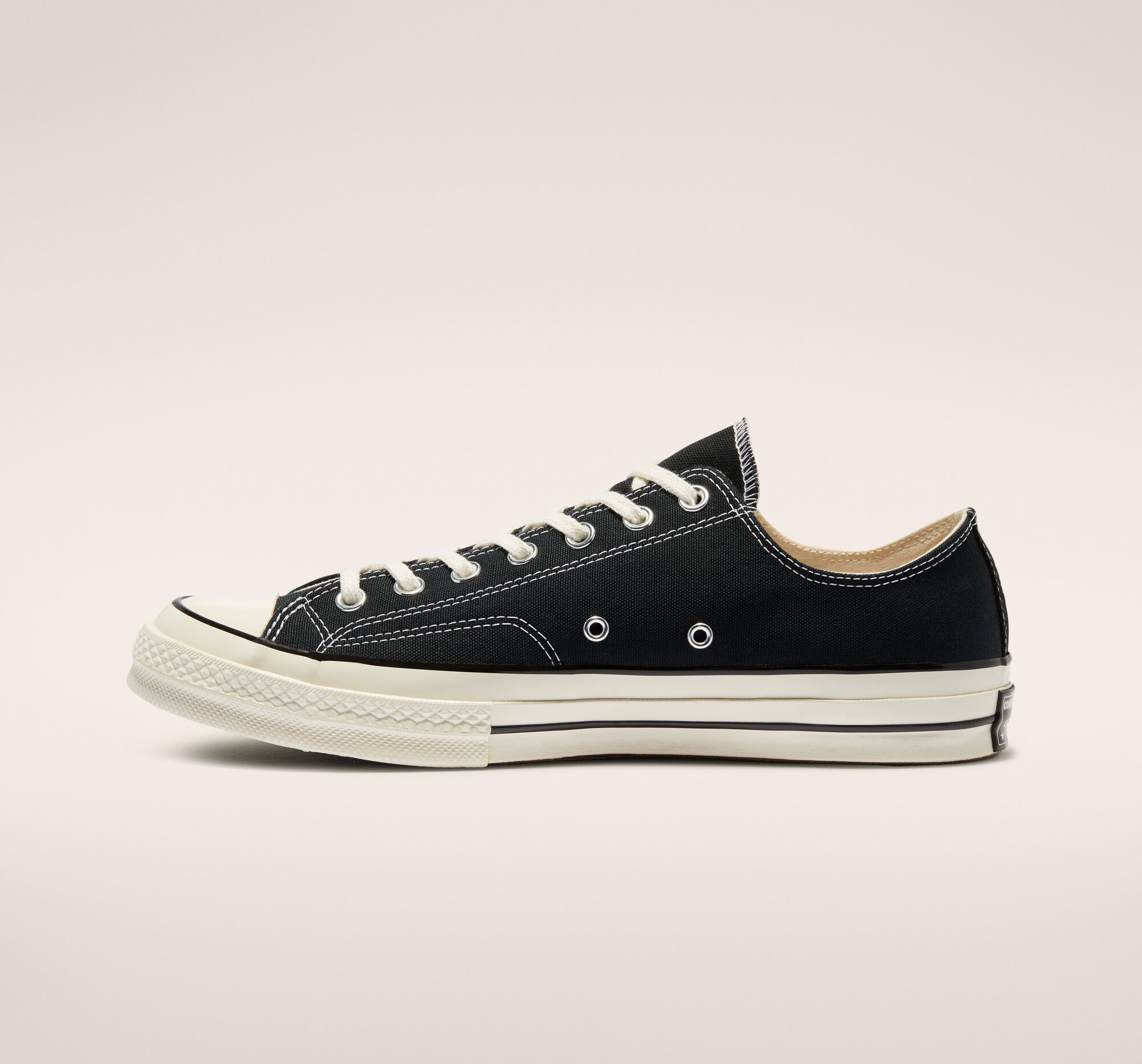 Chuck 70 Classic Canvas Unisex Low-Top Shoe. Converse.com