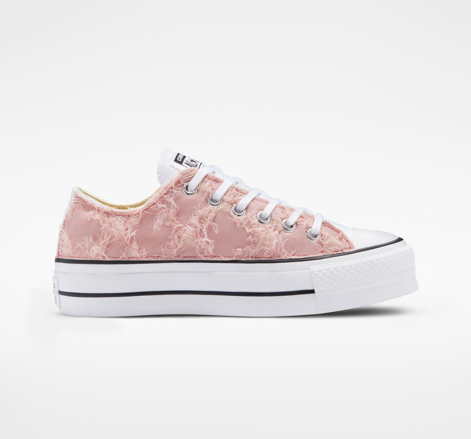 Chuck Taylor All Star Lift Platform Frayed Cotton