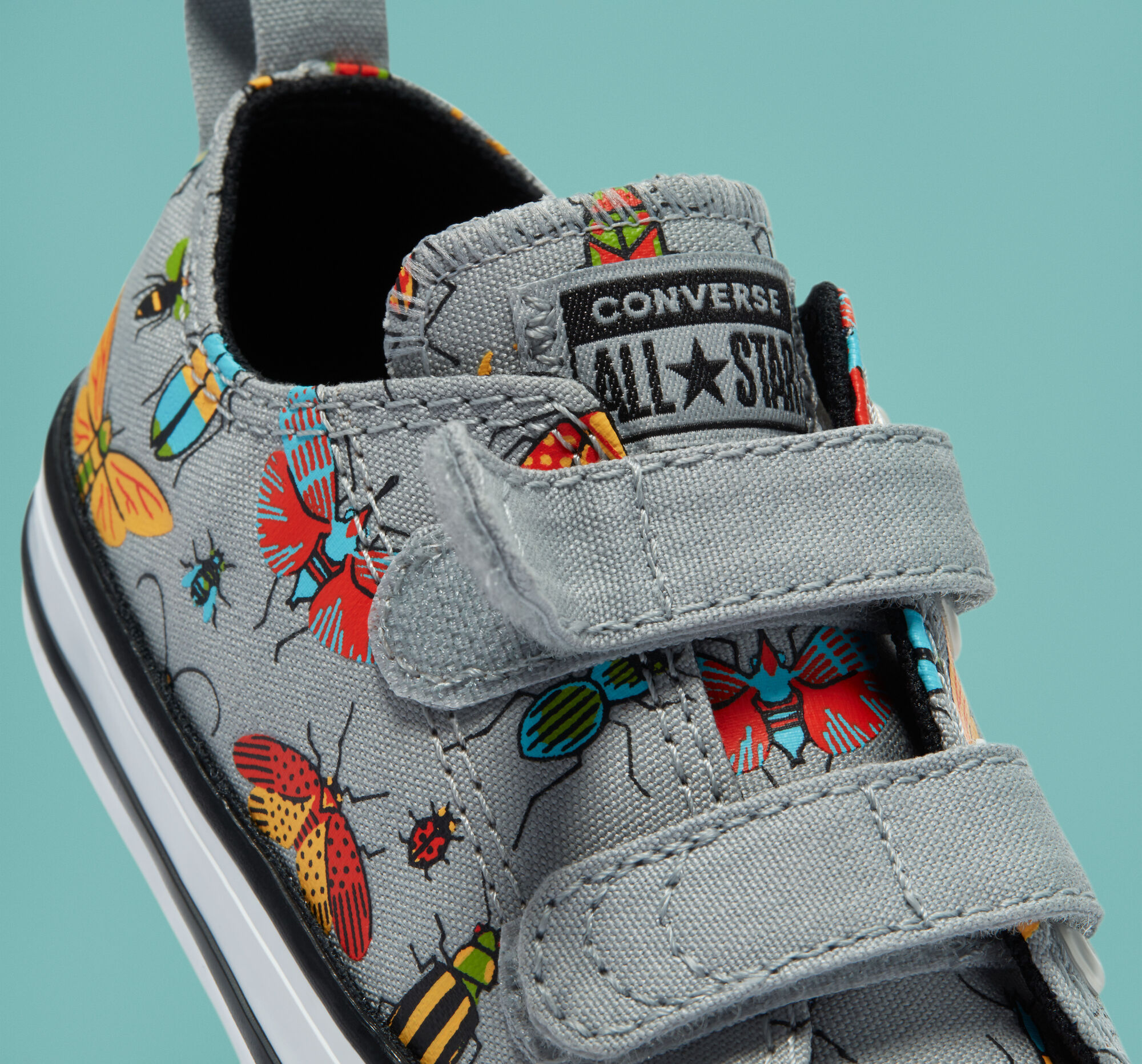 Chuck Taylor All Star Easy-On A Bug's World Toddler Low-Top Shoe ...