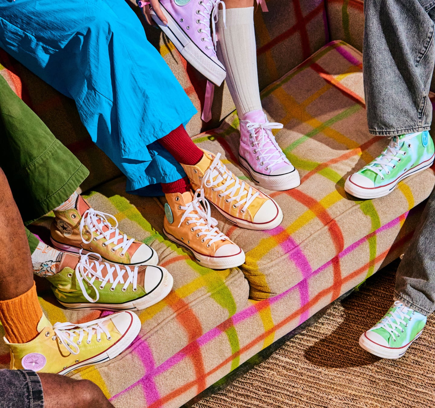 can converse be dyed