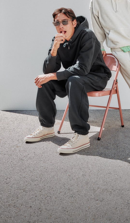 Converse Clothing: Streetwear & Lifestyle. Converse.com