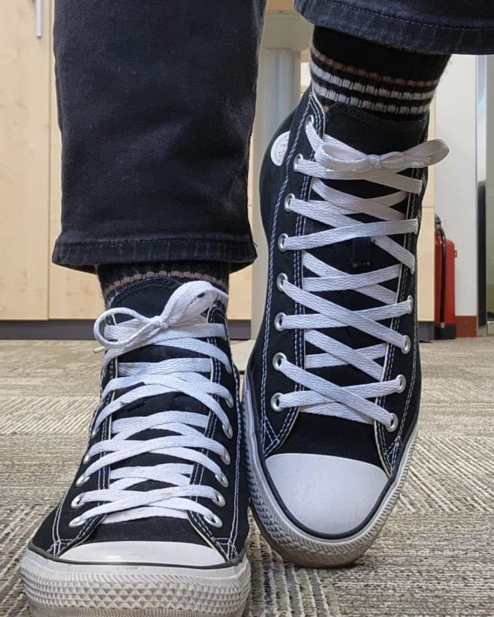 converse laces style